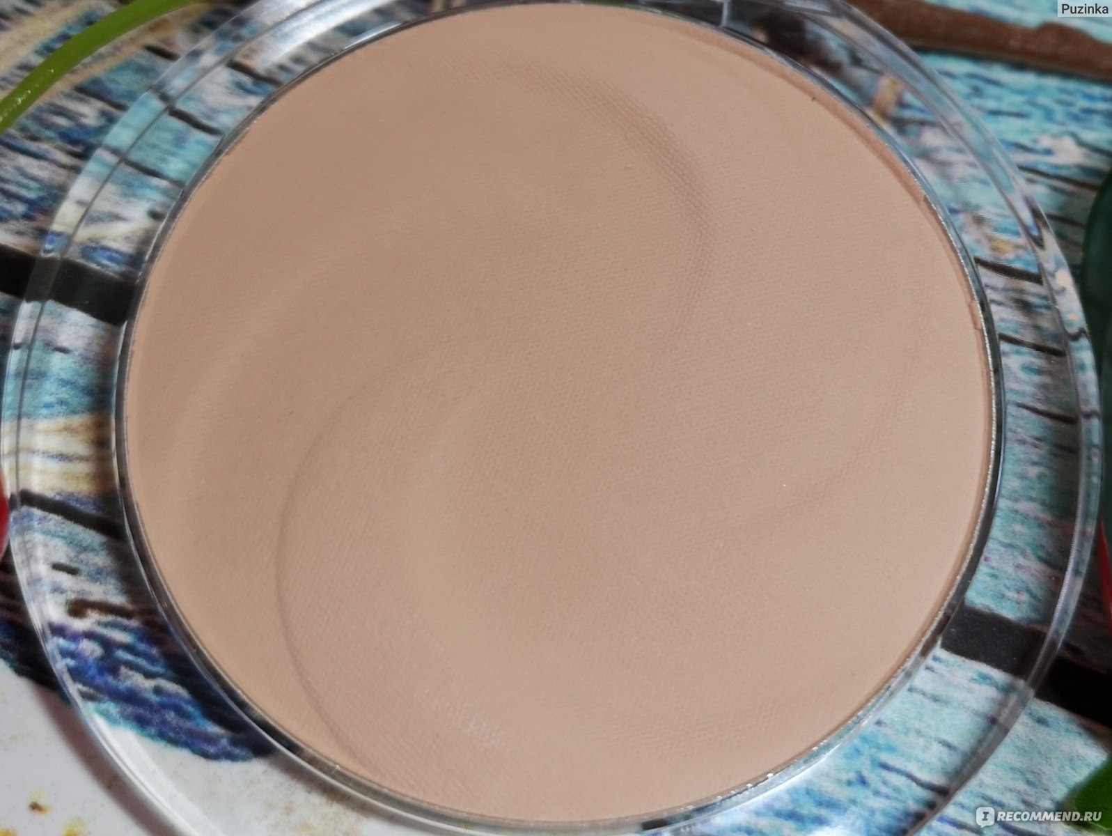 Пудра Essence mattifying compact powder - «Матирующая пудра Essence в ...