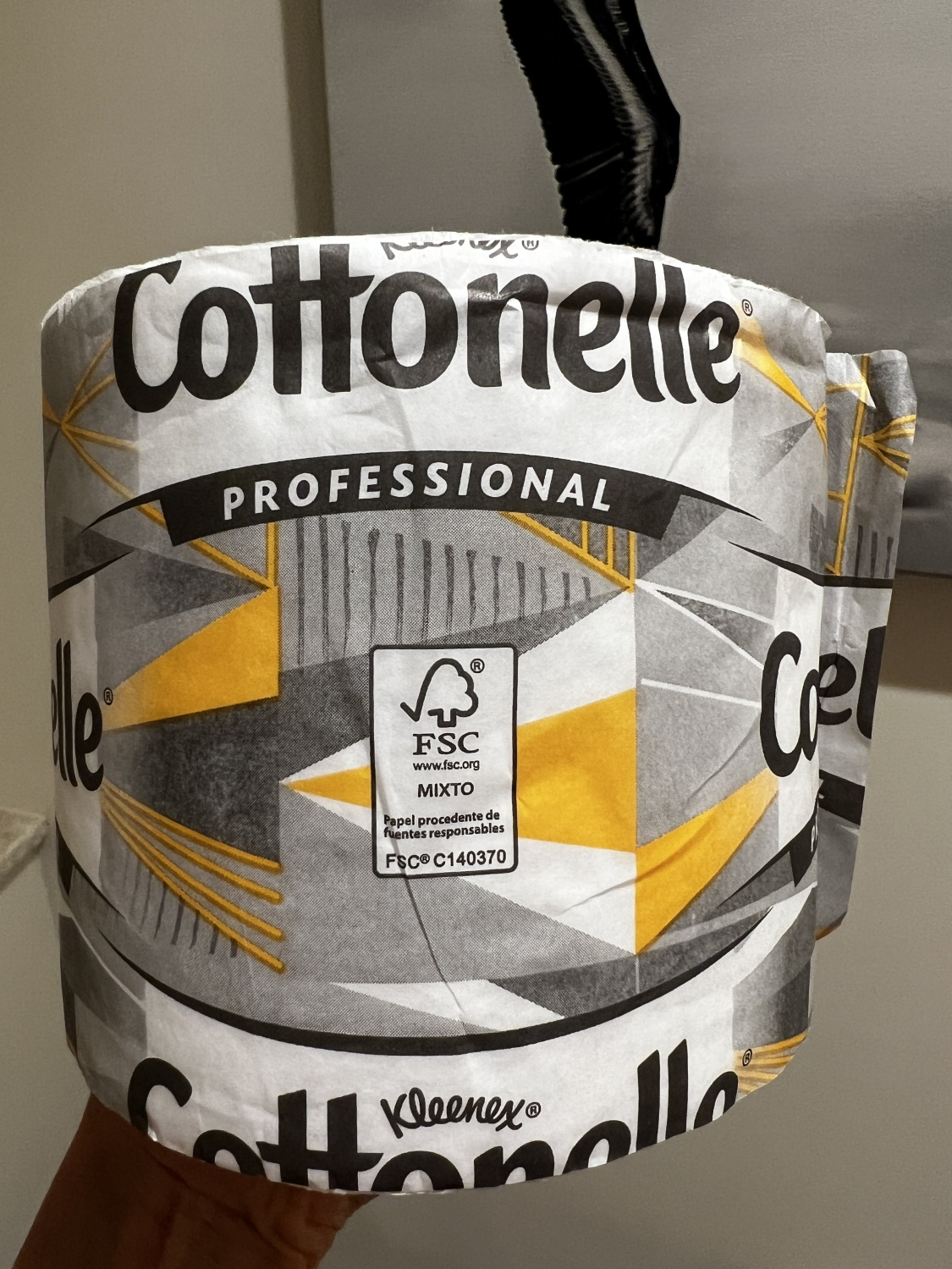 Туалетная бумага Kleenex Сottonelle professional | отзывы