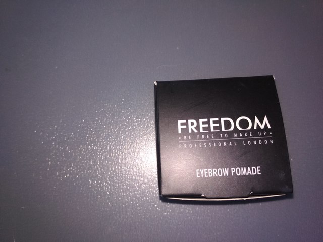 Помада для бровей Makeup Revolution Freedom Makeup London Pro Brow ...